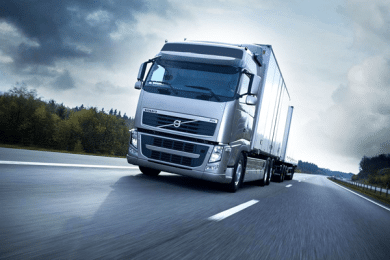 Top 8 Heavy Vehicle Driver Safety Tips | GPS Tracking